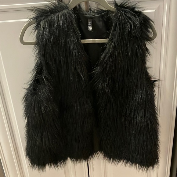 Lapis | Jackets & Coats | Black Fuzzy Vest | Poshmark